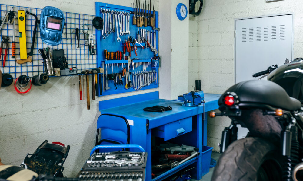 The Do’s and Don’ts of Long-Term Motorcycle Storage - Lifebru