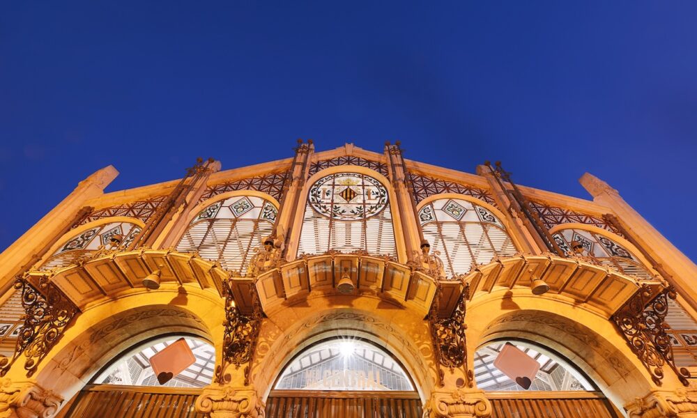 How Architects Balance Bold Design with Building Codes - Lifebru